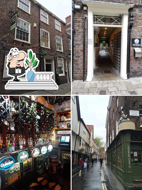 Stonegate Yard, 8, 10 Little Stonegate in York - Restaurant menu and ...