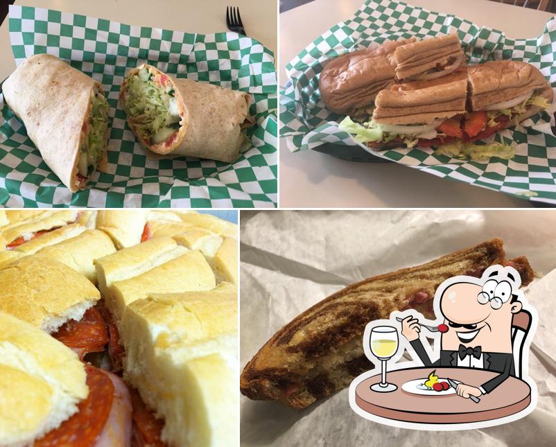 Sandwich Max, 1941 E 7th St in Charlotte - Restaurant menu and reviews