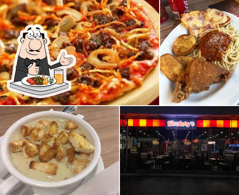 Shakey's (Park Square), Makati - Restaurant menu, prices and reviews