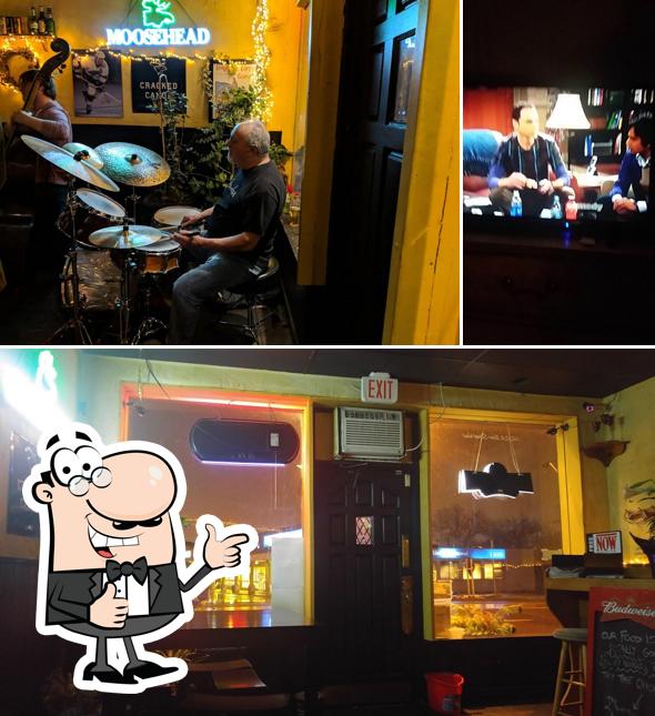 Kanu Bar & Grill, Toronto - Restaurant menu, prices and reviews