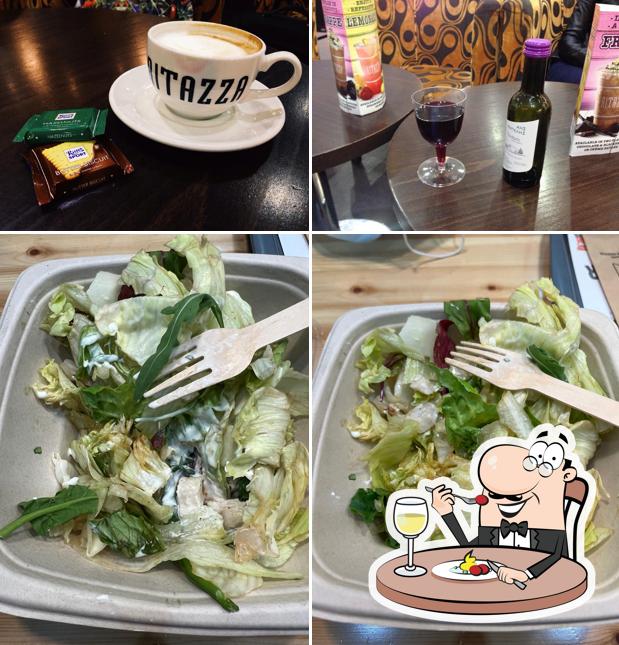 Top 5 restaurants with chicken sandwiches in Larnaca, february 2025 ...