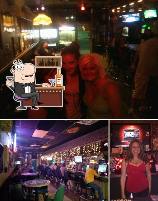 Daily Double Lounge, Raytown - Restaurant menu, prices and reviews