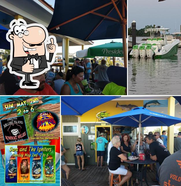 Row Boat Willie's Dock Bar in Edgemere - Restaurant menu and reviews