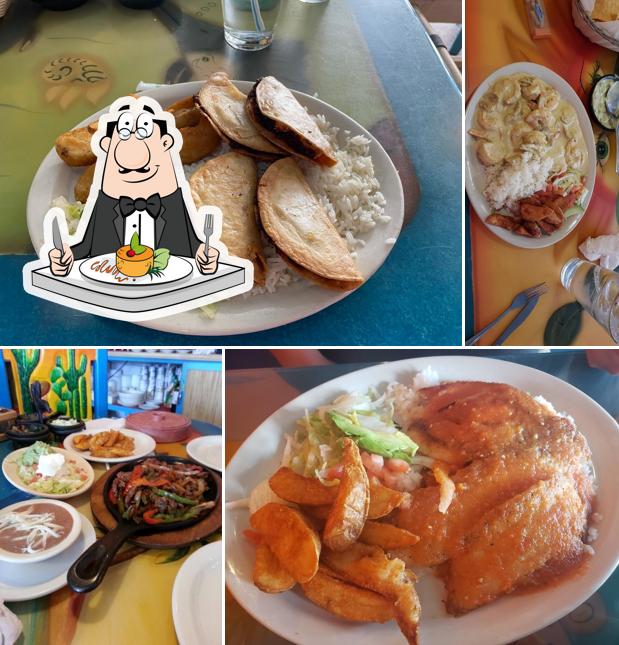 Mariscos La Playa, Santa Fe - Restaurant menu, prices and reviews