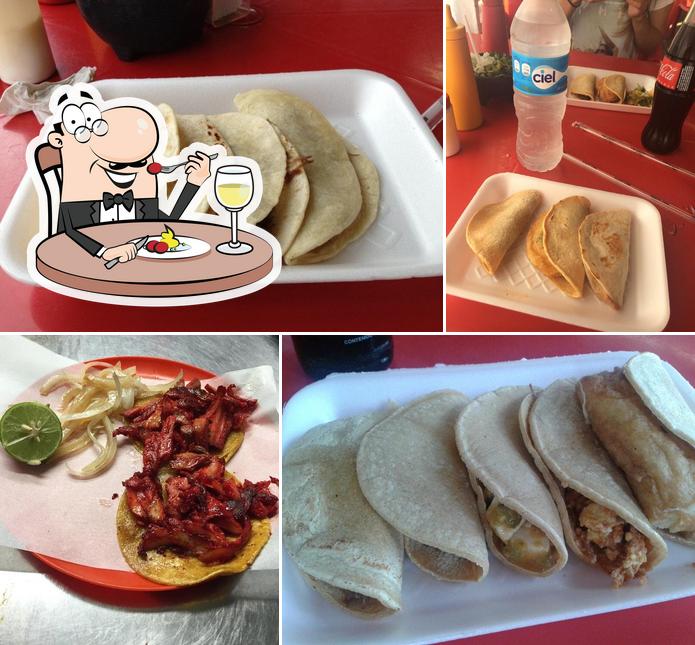 Restaurante Taquería Regia Cumbres Elite, Monterrey, Calle Alejandro de ...