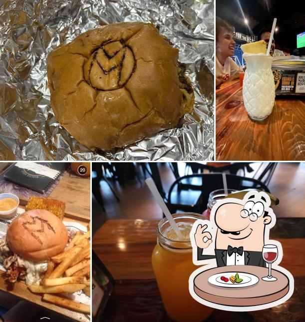 Muncher House Tec pub & bar, Monterrey, Av. Eugenio Garza Sada Sur 2408 ...