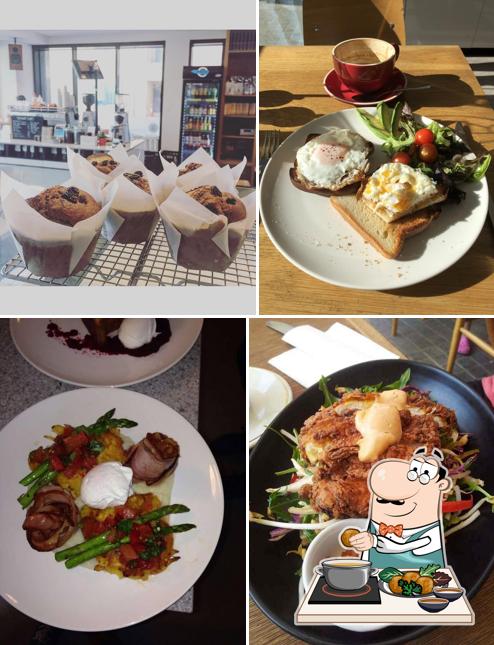 Reading Room Cafe., P Victoria University Footscray Park Campus, 88 ...