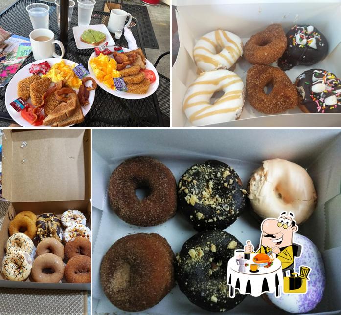 Pure Eats, 107 N Main St in Lexington - Restaurant menu and reviews