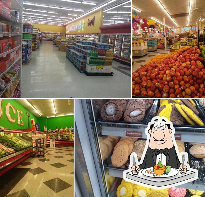 Fiesta Mart, Houston - Restaurant menu, prices and reviews