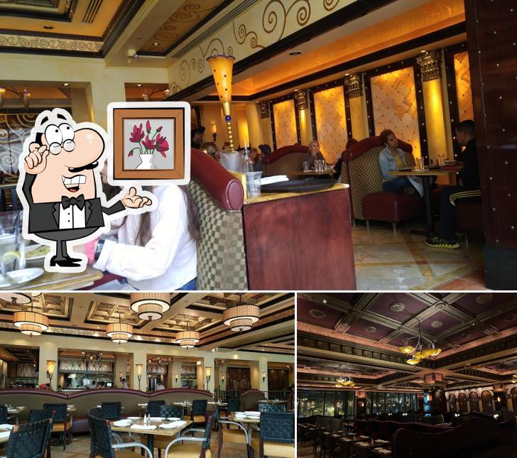 Grand Lux Cafe, Chicago - Restaurant menu, prices and reviews