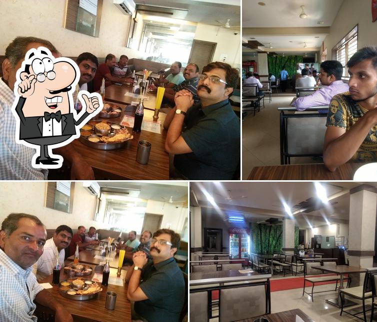 Aditya Food Court, Verna - Restaurant reviews