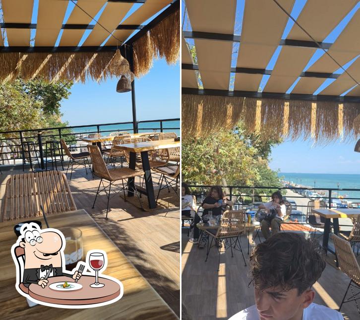 Le Toit - Cocktail bar, Makrygialos - Restaurant reviews