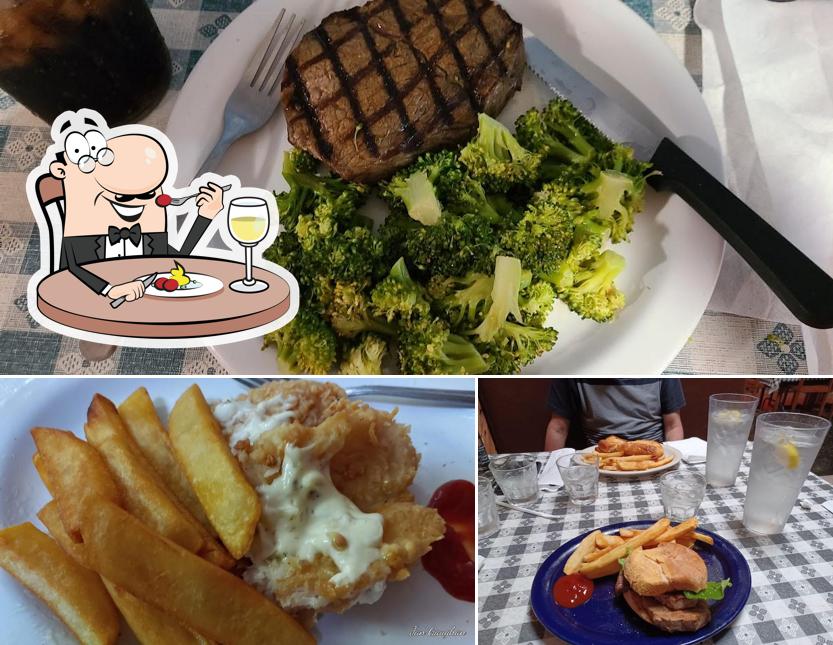 Reef N Beef Restaurant and Lounge, 2079 SE Hwy 70 in Arcadia - American ...