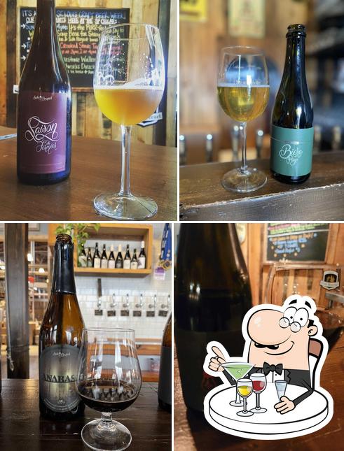 The Side Project Cellar, 7373 Marietta Ave in Maplewood - Restaurant ...