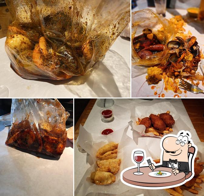 The Rockin' Crab & Boiling Pot, Portland - Restaurant menu, prices and ...