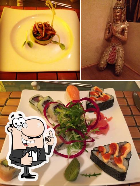 Azia, Playa del Carmen, Paseo Xaman-Ha S/N Manzana 12 - Restaurant reviews