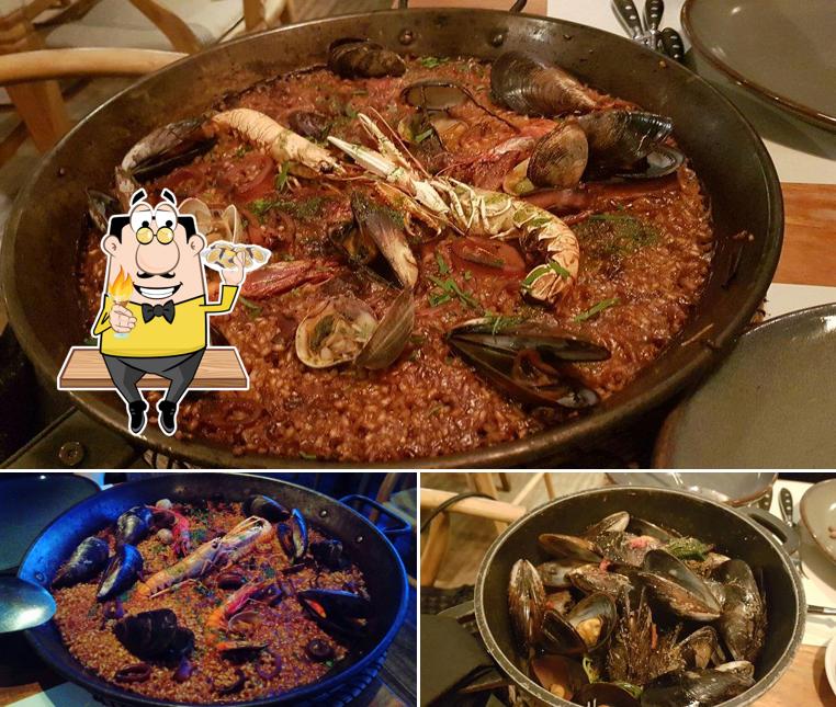 Barraca, Barcelona, Barceloneta - Restaurant menu, prices and reviews
