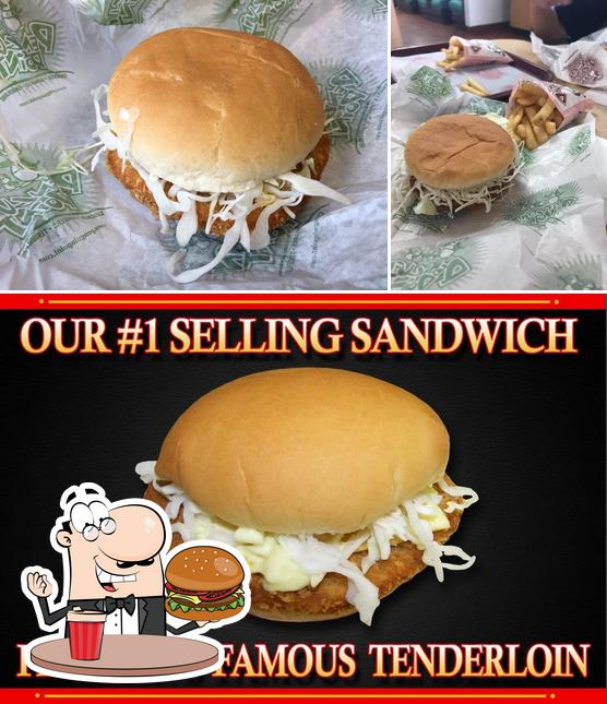 Penguin Point #40, 1115 W Lake St in Warsaw - Restaurant menu and reviews