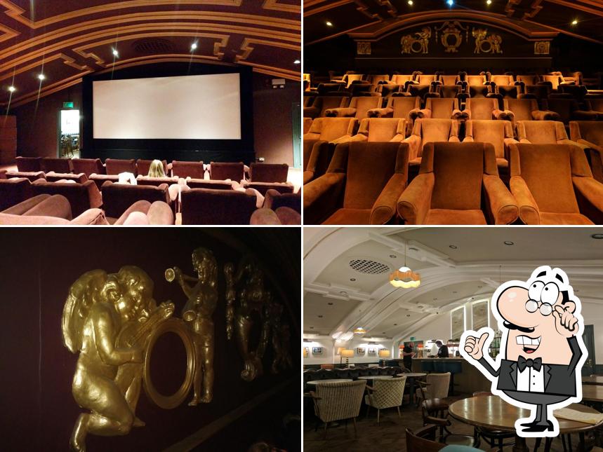 The Castle Cinema in London - Restaurant reviews