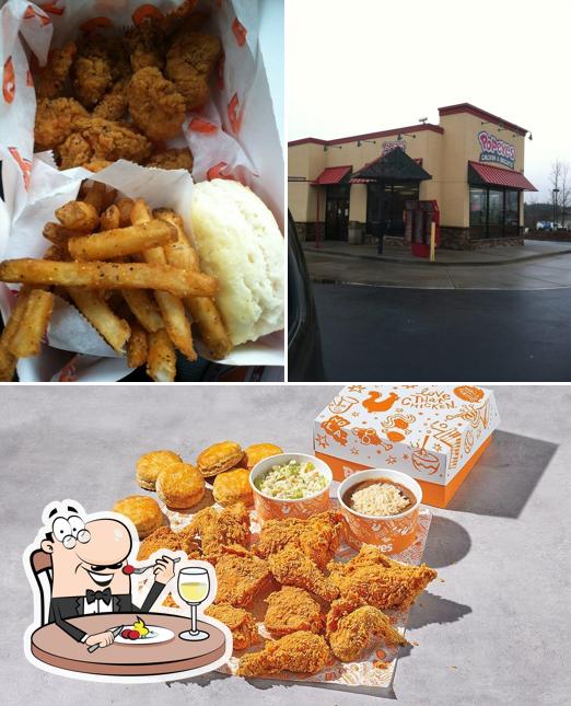 Popeyes Louisiana Kitchen, 3519 Camp Creek Pkwy in Atlanta - Restaurant ...