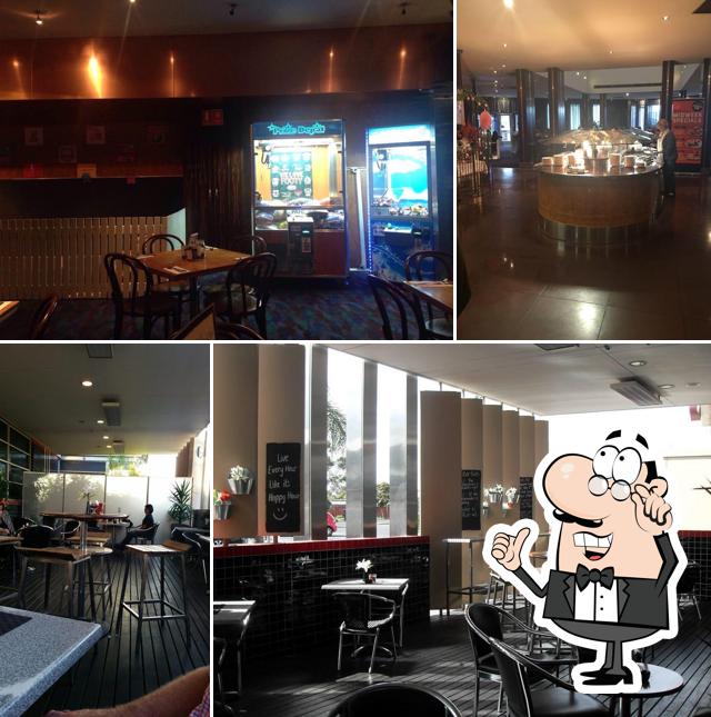 Hampstead Hotel, 143 North East Road in Collinswood - Restaurant menu ...
