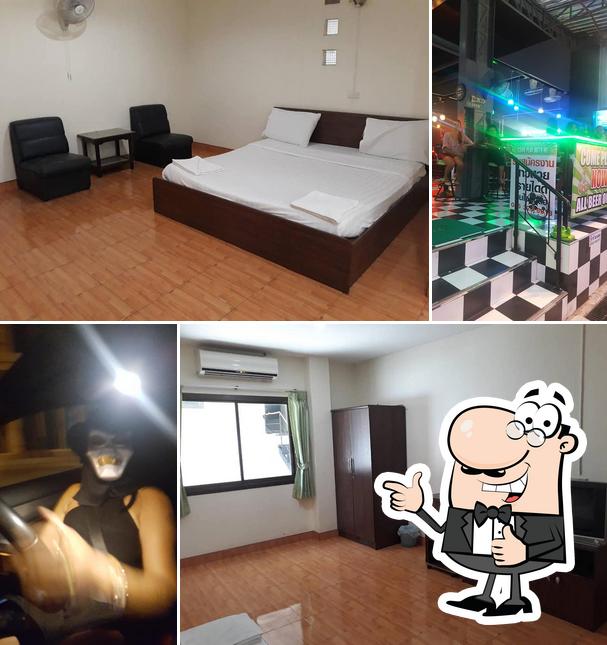 Pook Plaza pub & bar, Pattaya City - Restaurant reviews