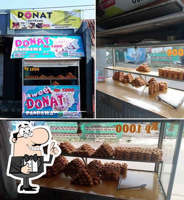 Donat Pandawa, Purwakarta - Restaurant reviews