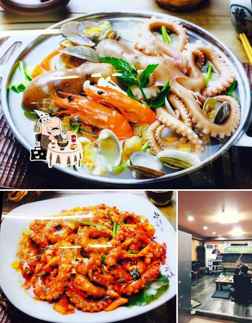 Wondang Gamja-tang(pork back-bone stew) restaurant, Seoul, 8 Dangsan-ro ...