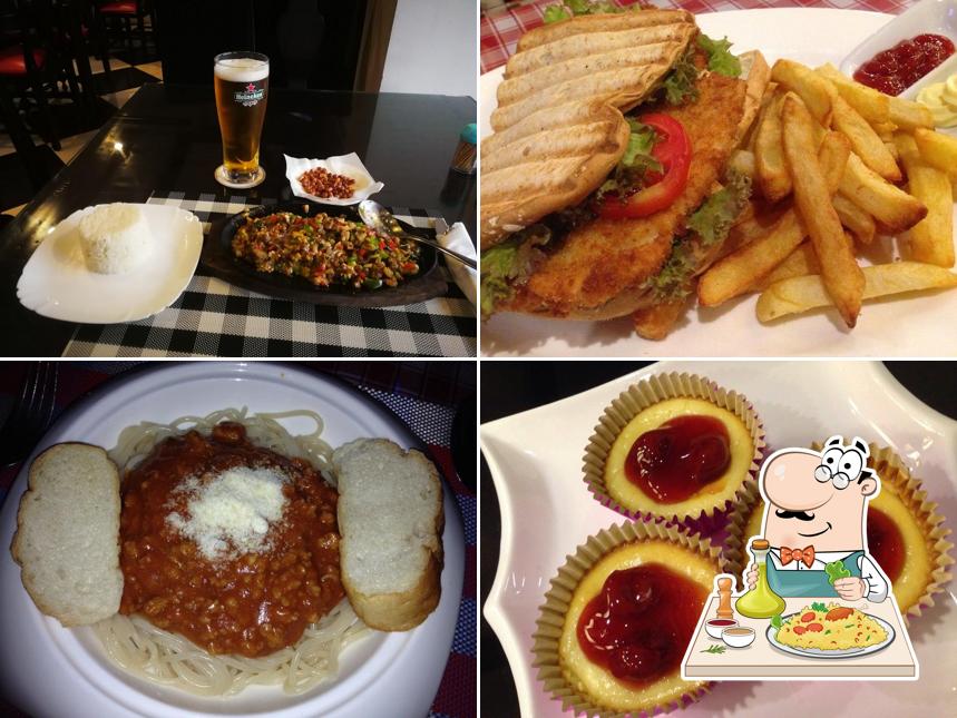 Best restaurants in Piazza Elesia Mall - Restaurant Guru