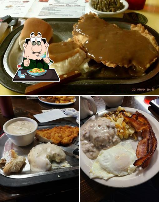 Broadway Diner, 426 E Broadway St in Fortville - Restaurant menu and ...