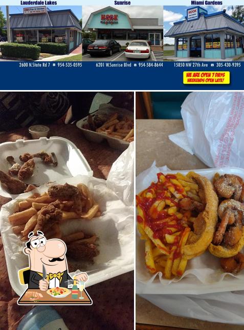 Hooks Fish & Chicken in Plantation - Restaurant menu and reviews