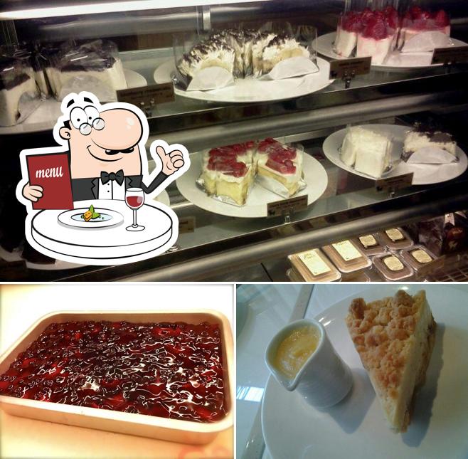 Cakewalk cafe, Bangkok, 21/3 ซอยสุขุมวิท55 ถนนสุขุมวิท แขวงคลองตันเหนือ ...