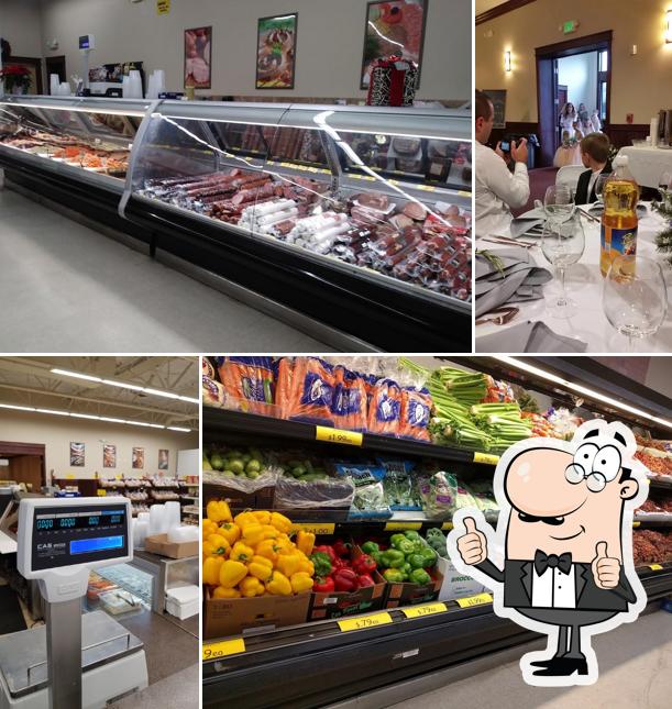 Marvel Food & Deli in Tacoma - Restaurant menu and reviews