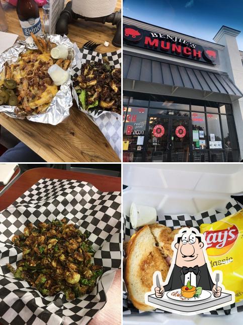 Benjie's Munch, San Antonio - Restaurant menu, prices and reviews