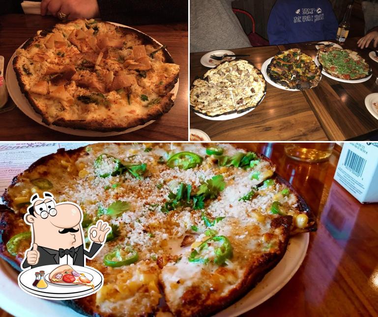 The Rolling Stonebaker, Valparaiso - Restaurant menu, prices and reviews