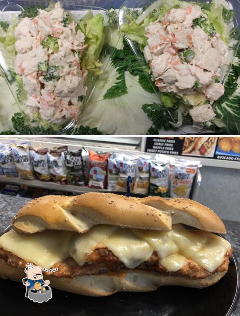 Harbor Deli, Port Washington - Restaurant menu, prices and reviews