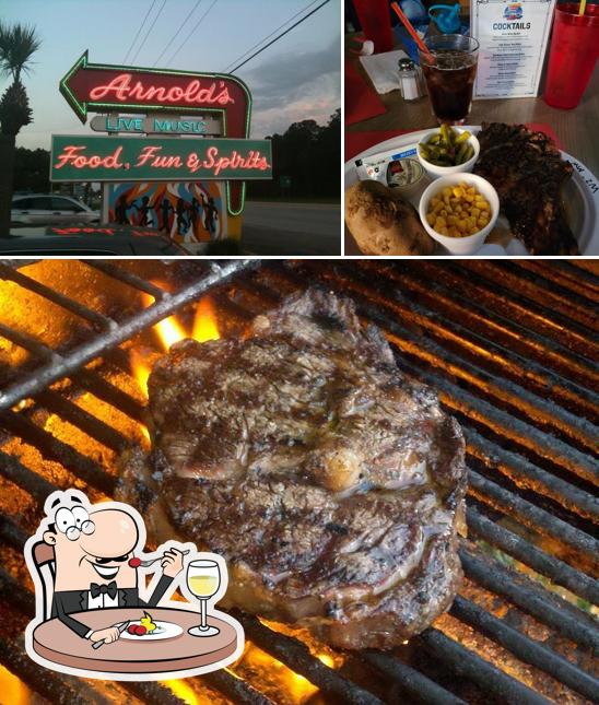 Arnold's Lounge, St. Augustine - Restaurant menu, prices and reviews
