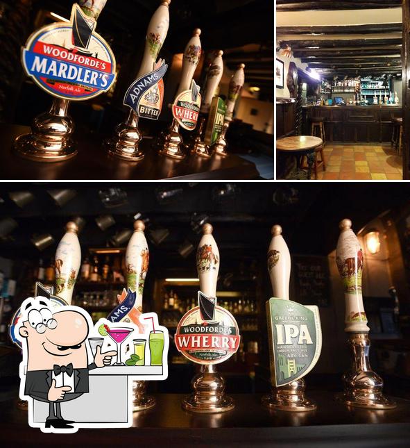 The Lifeboat Inn in Thornham - Restaurant menu and reviews