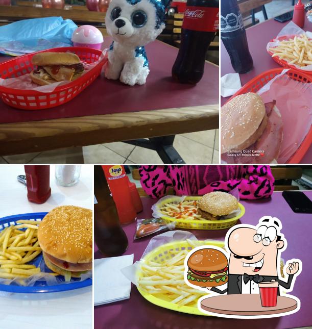 Hamburguesas Fizz restaurant, Monterrey, José Martí 2982 - Restaurant ...