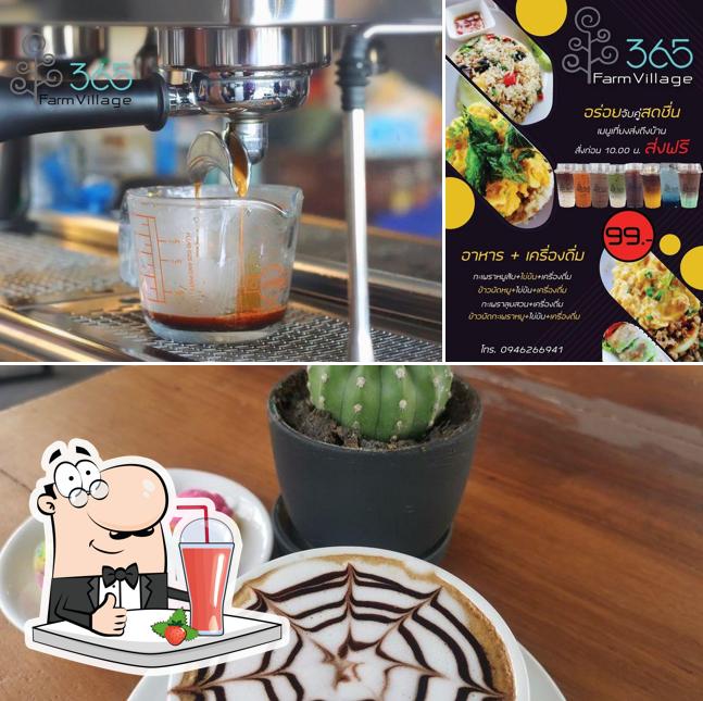 365 farm village cafe, Kam Pu - Restaurant reviews