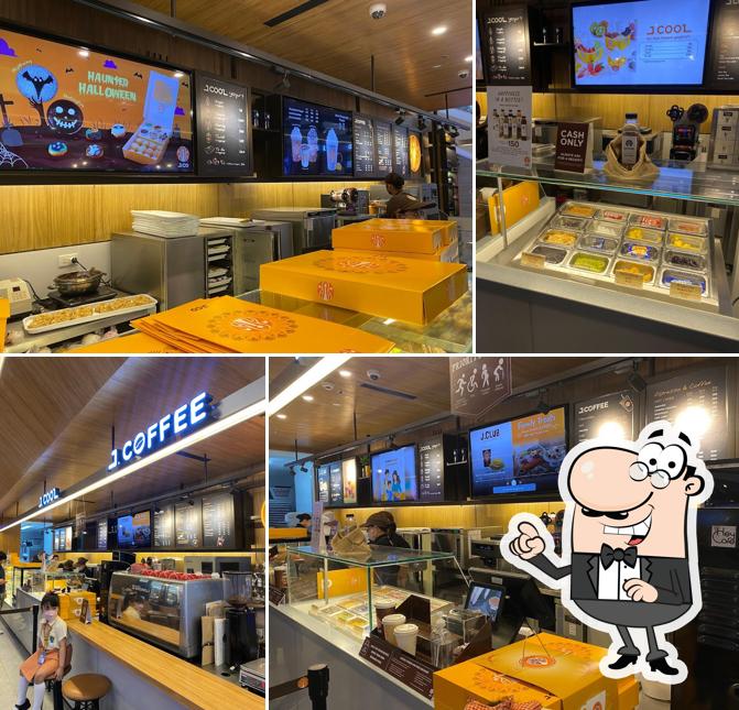 J.CO Donuts & Coffee, Tanza - Restaurant reviews