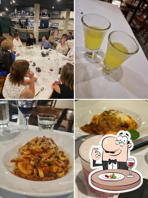 Leonardo Pizzeria & Bar in New Farm - Restaurant menu and reviews