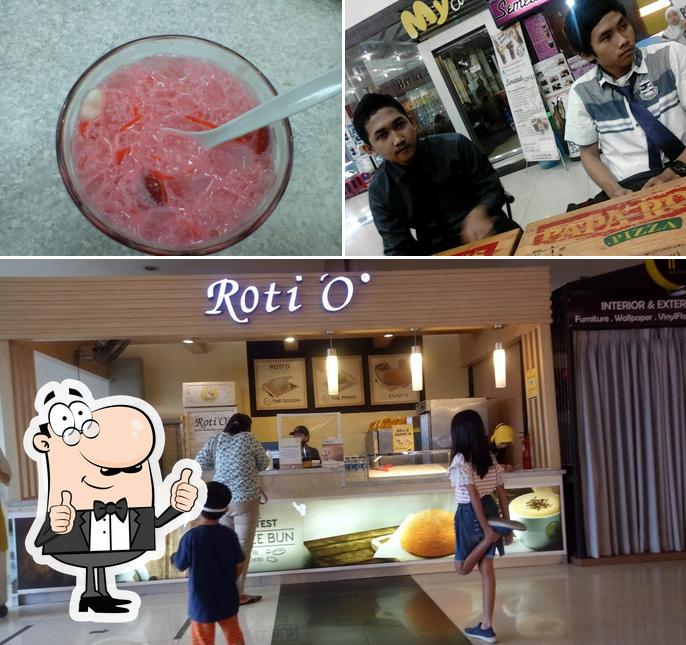 Roti O Moro Mall cafe, Purwokerto, Moro Mall - Restaurant reviews