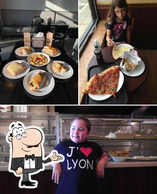 Linwood Pizza in Totowa - Restaurant menu and reviews