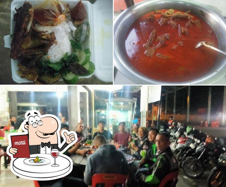 Restaurante Kari bebek Istimewa, Banda Aceh - Opiniones del restaurante