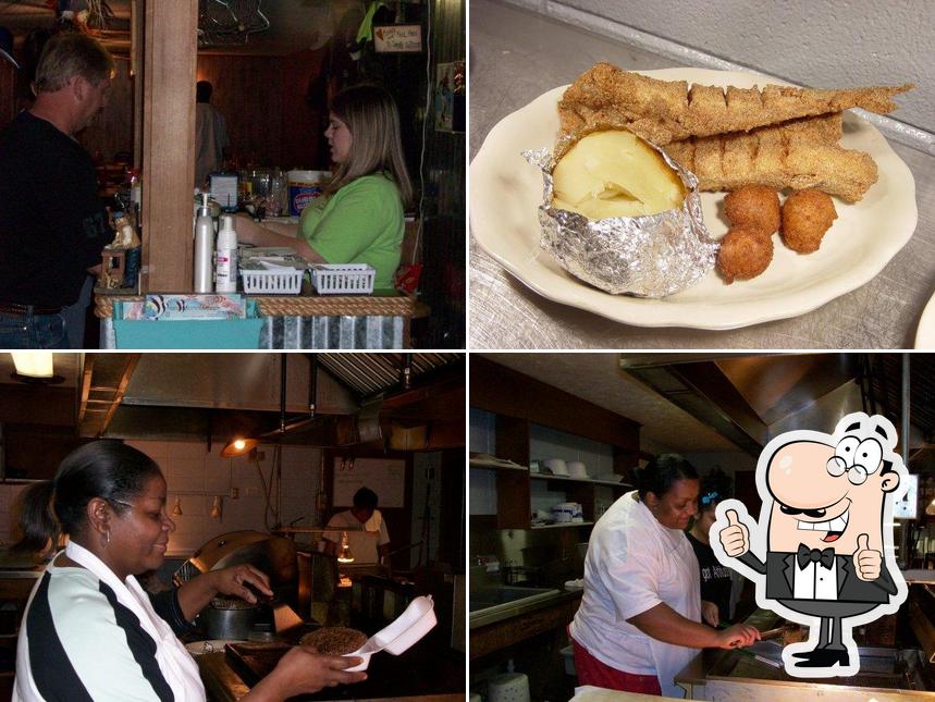 Walnut Grove Fish House, Walnut Grove - Restaurant menu, prices and reviews