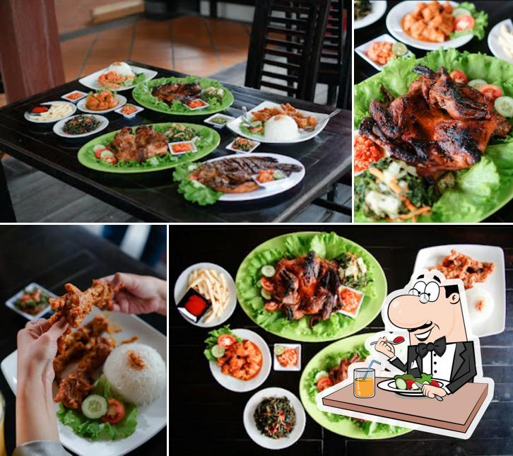 THE KING RESTO CAFE & FAMILY KARAOKE, Banjarnegara - Restaurant reviews