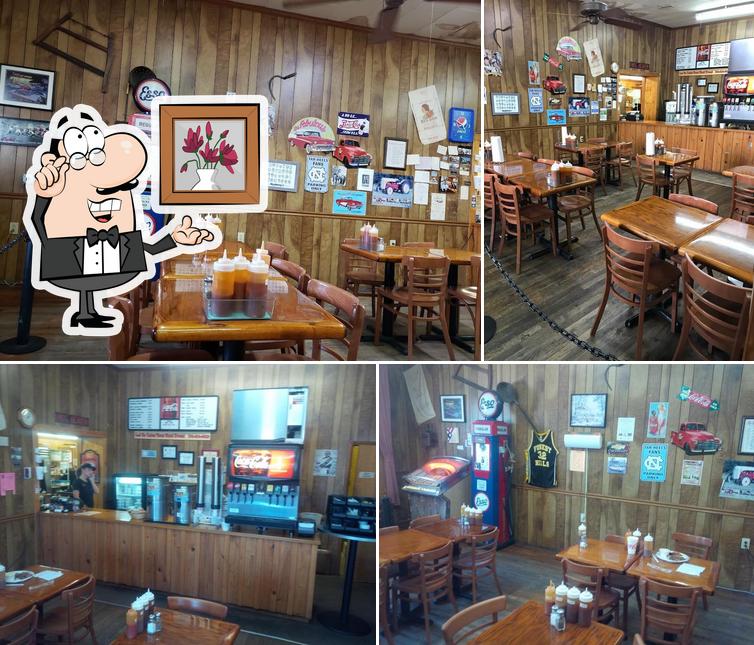 Rock store BBQ in Marshville - Restaurant menu and reviews