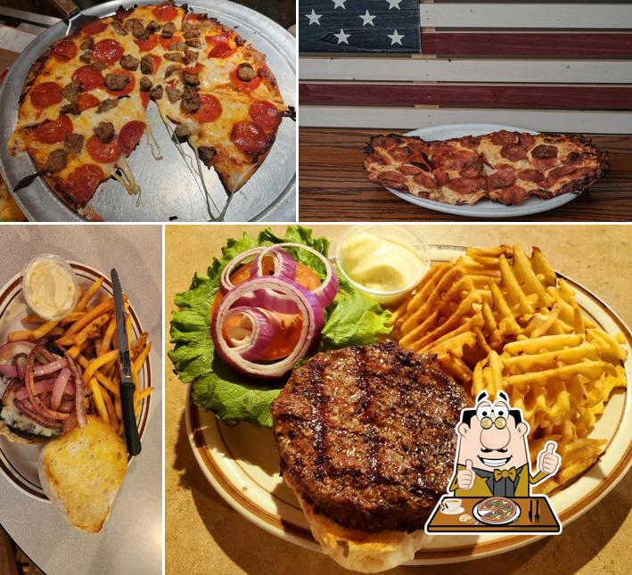Pearly Gates Bar & Grill in Green Bay - Restaurant menu and reviews