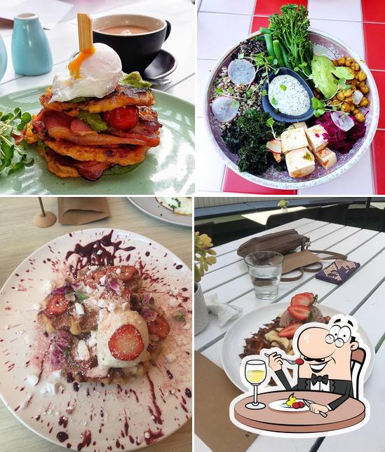 Best seafood restaurants in Redcliffe, autumn 2024 - Restaurant Guru